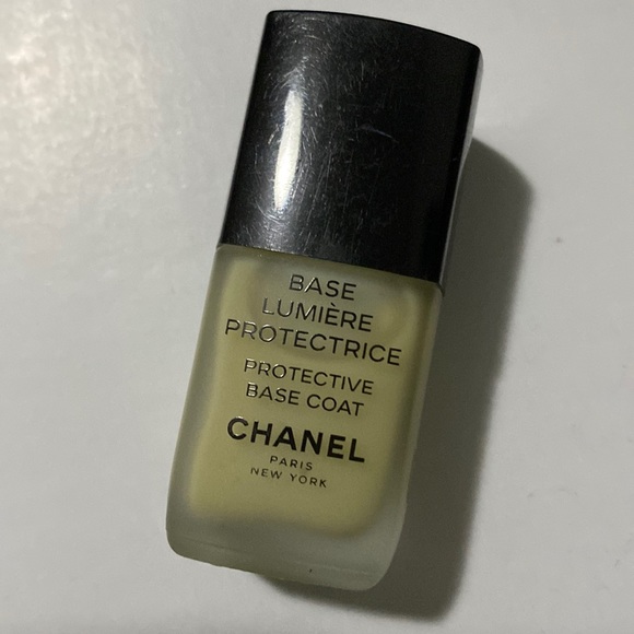 CHANEL | Makeup | Chanel Protective Nail Base Coat | Poshmark